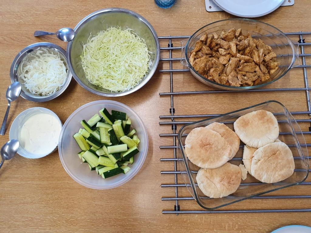 Chef teaches culinary life skills to children at Clannad